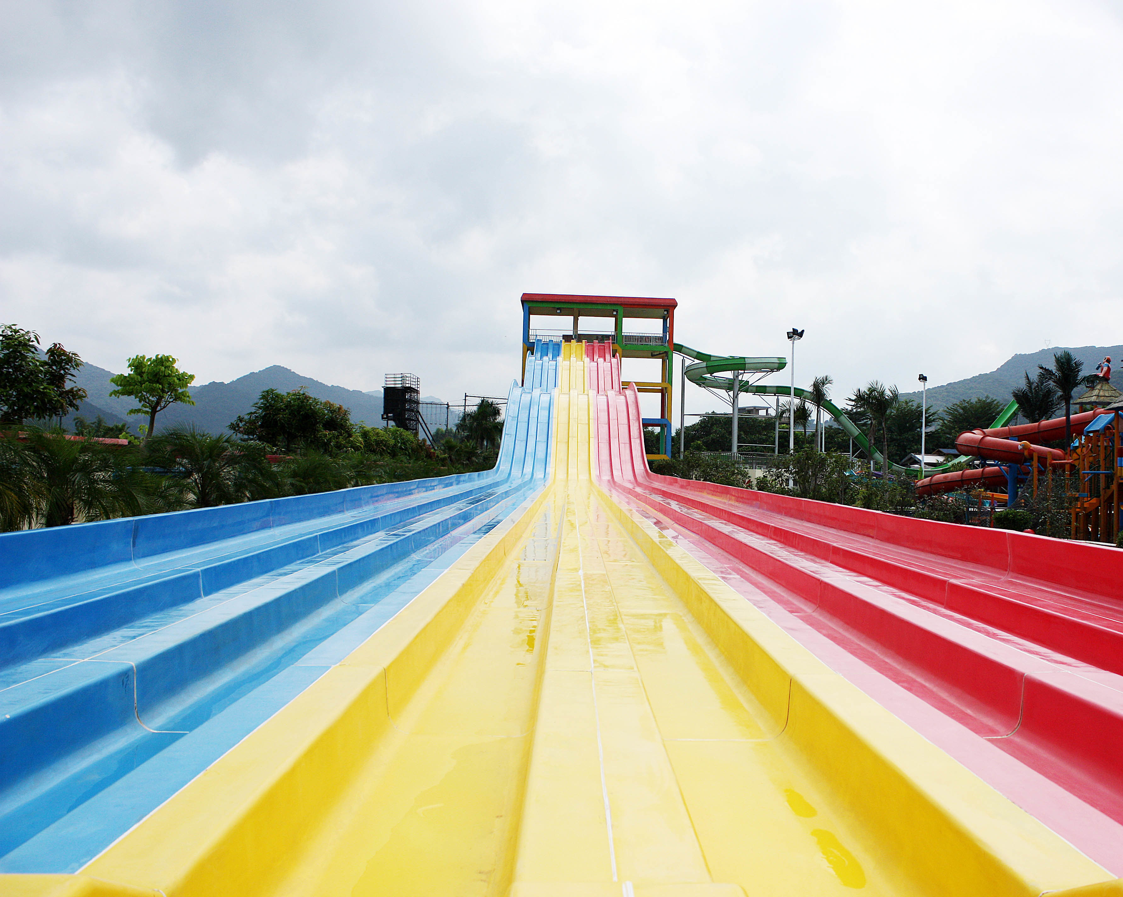 Colorful atas Ground Fiberglass Water Slides, Slide Fiberglass Renang ...